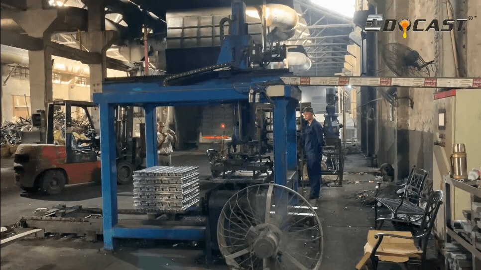 Aluminum /Zinc/Lead ingot stacking machine-CDOCAST